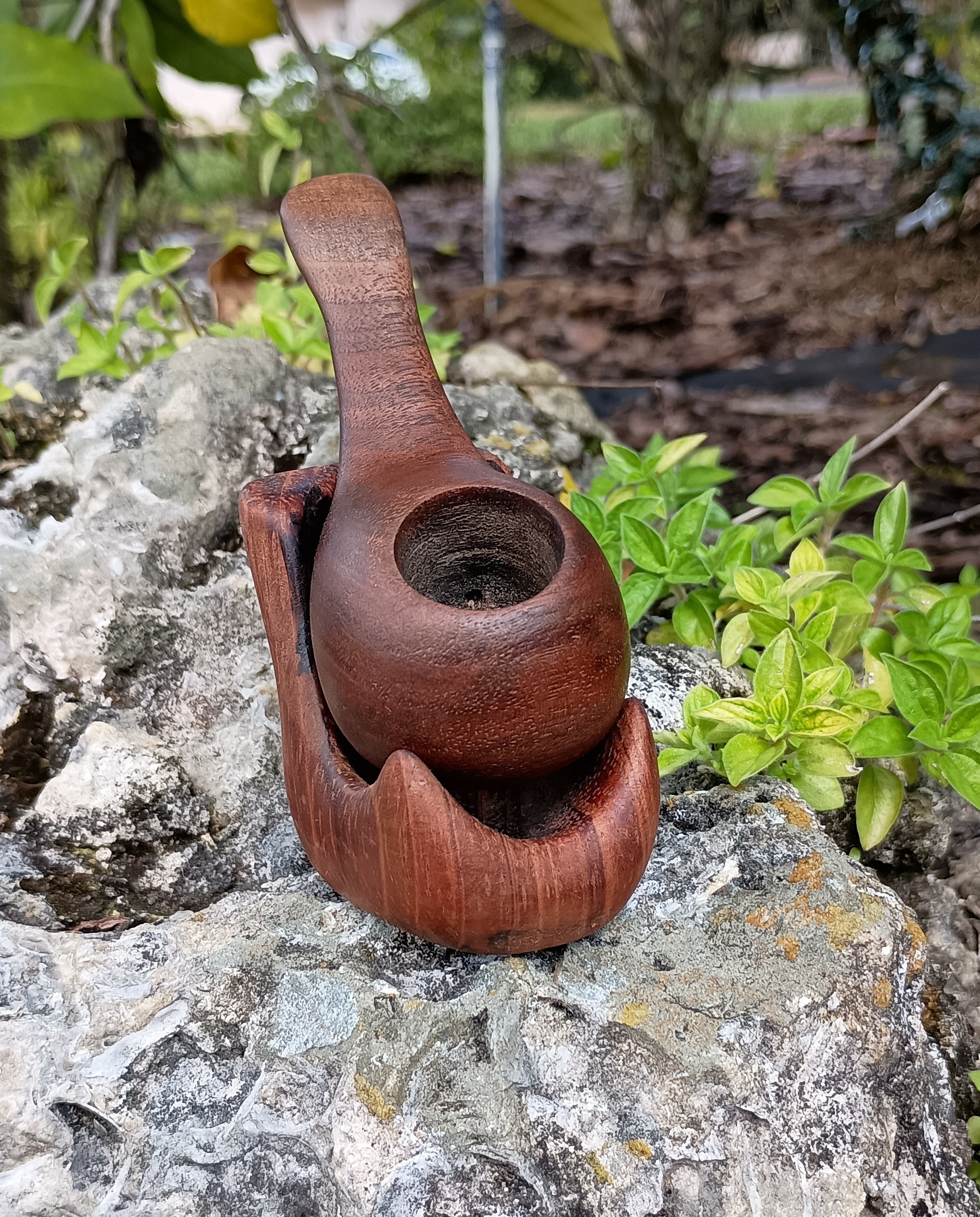 Walnut Tobacco Pipe